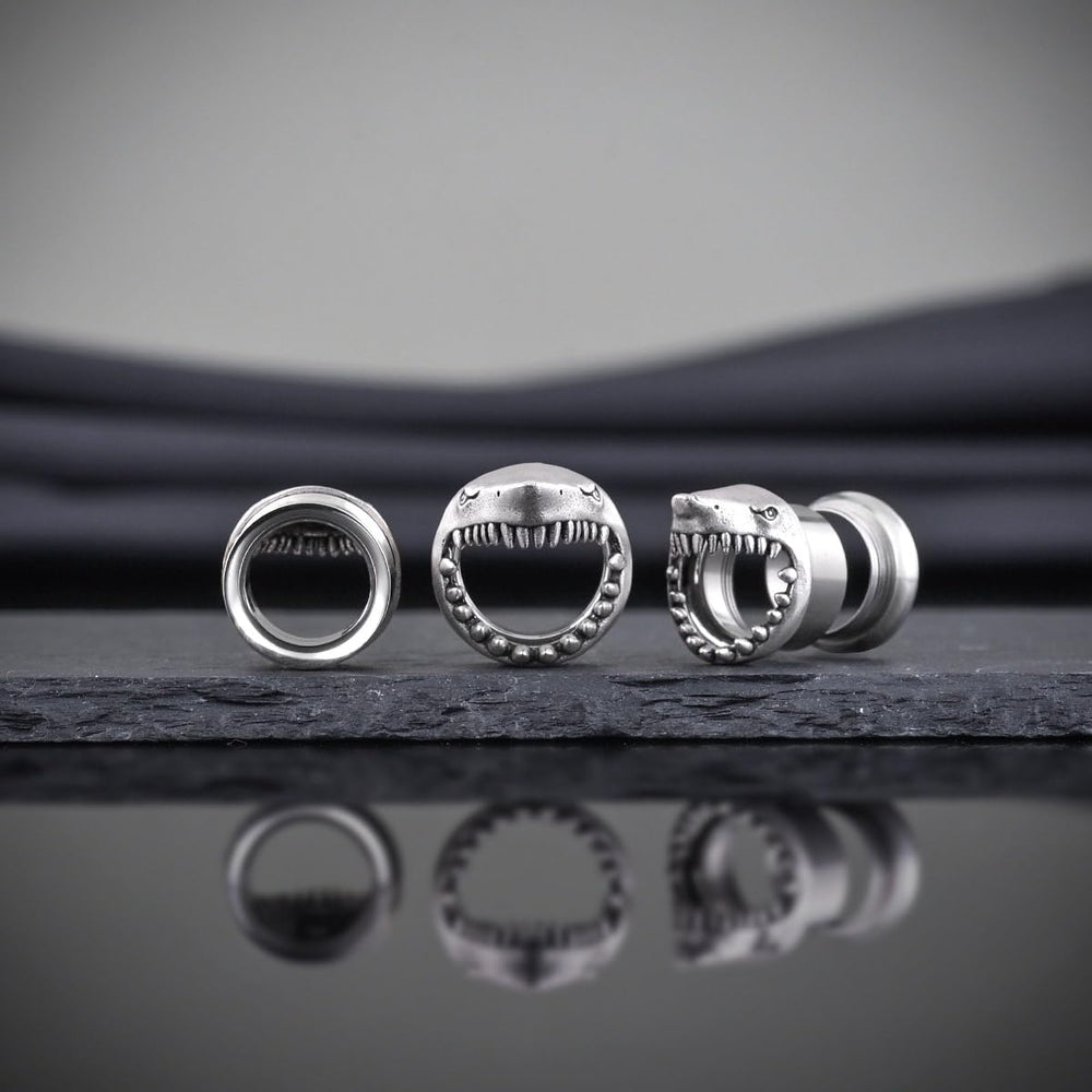 PunkPlugs Shark Ear Tunnels Gauges - PunkPlugs